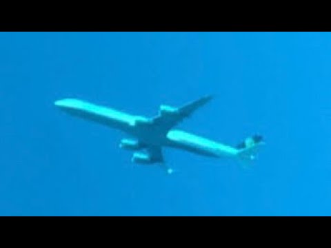Lufthansa Airbus A340-642 (LH400, D-AIHP) landing to JFK Airport over ...