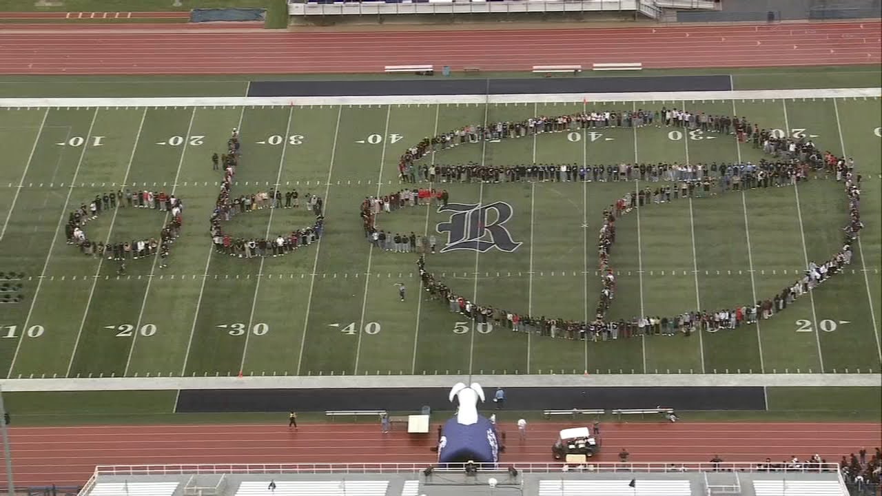 Friday Flyover: Reavis HS formation 2 - YouTube