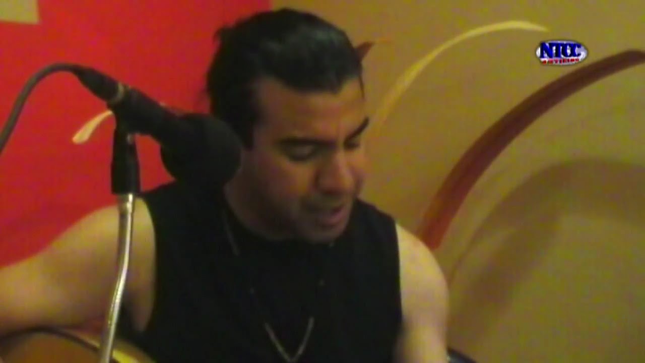 ARIEL CAMAÑO - Pies descalsos (Vivo El Rayo fm) - YouTube