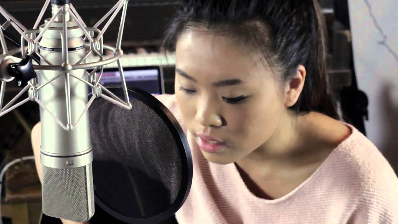 Jessica Wong - In Studio @ Creativ 2015 - YouTube