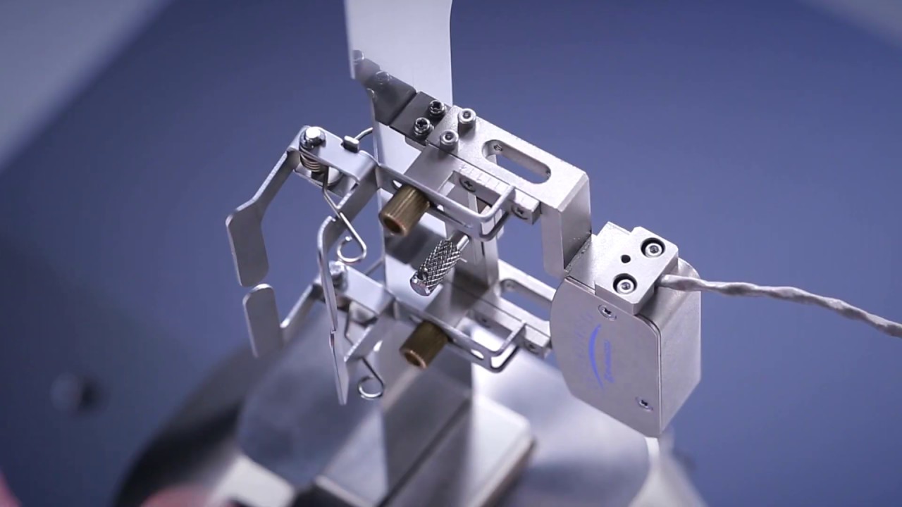 Autograph AGS-X Series Precision Universal Tester - YouTube