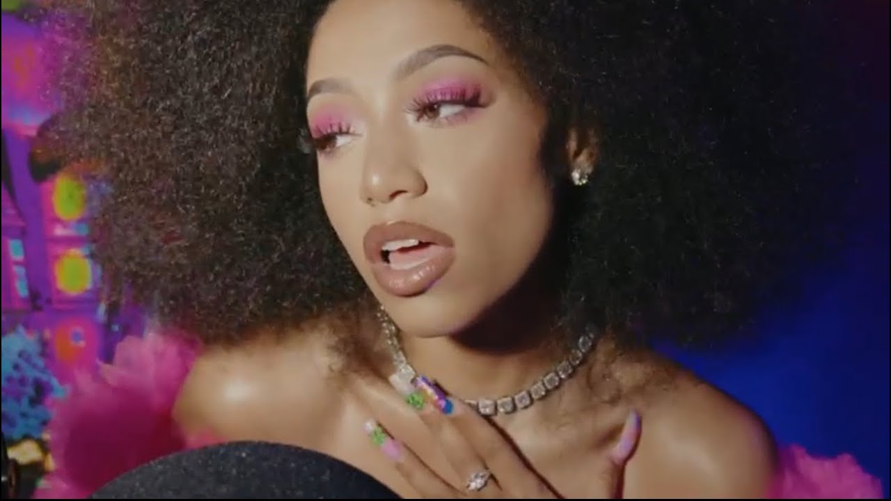 Vina Love - Catch A Vibe X Character (Official Music Video) - YouTube