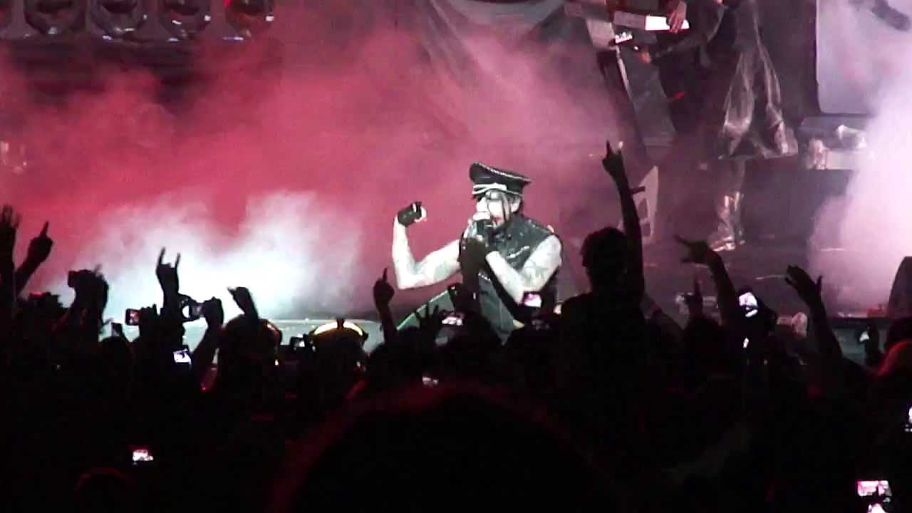 The Beatiful People - Marilyn Manson (Gibson Amphitheatre) Los Angeles ...
