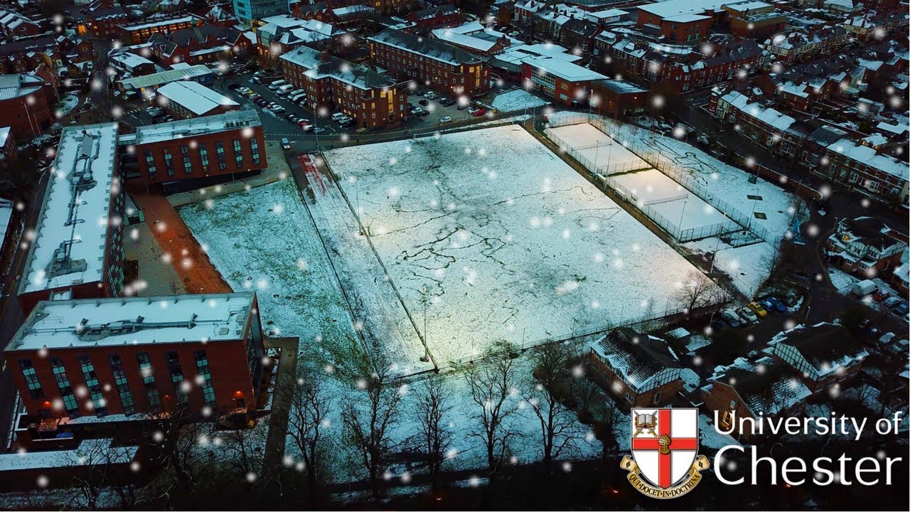 VLOG 28 | University of Chester Winter Snow - YouTube