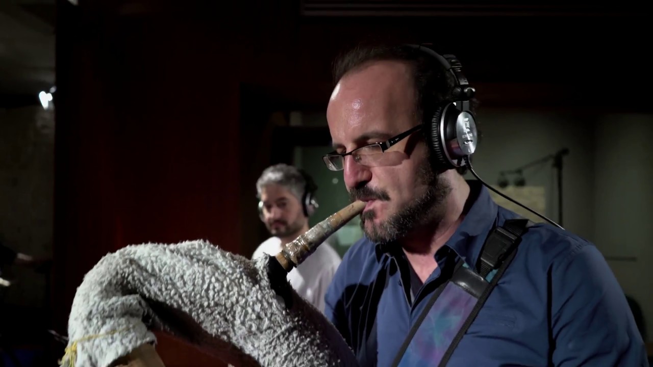 Giuseppe "Spedino" Moffa - Ridda - (Feat. Maria Pia De Vito) - YouTube