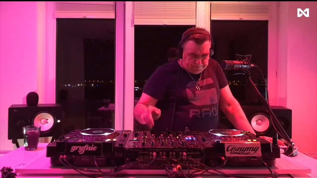 Dj Matys live 18.04.2020 part 2/2 - YouTube