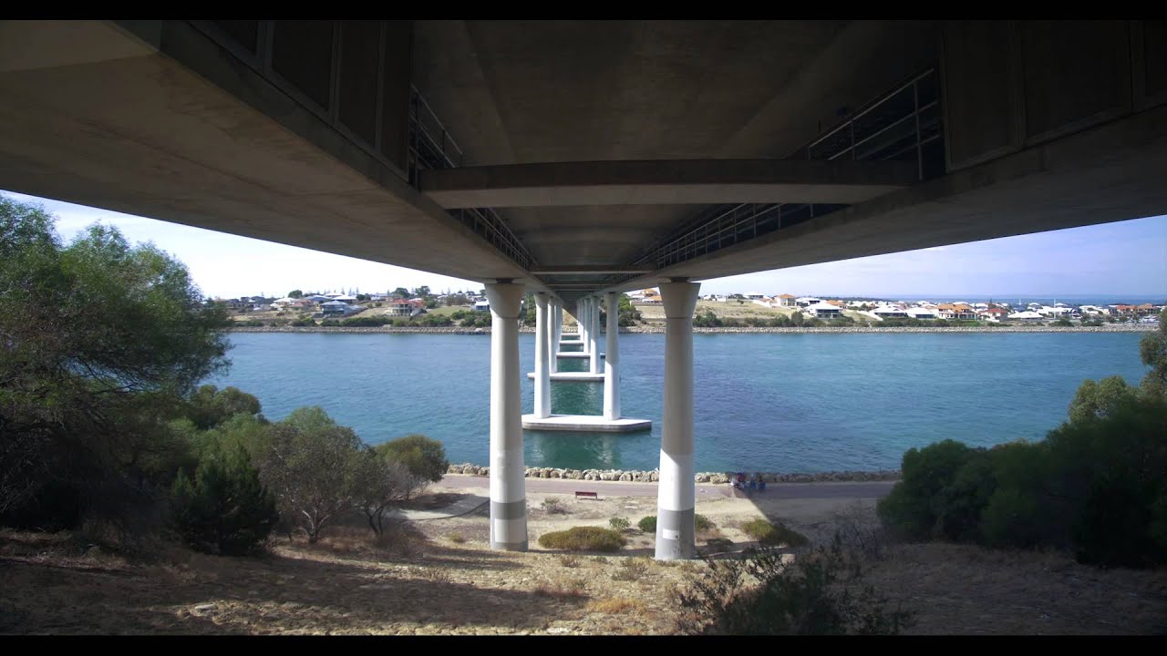 The Dawesville Cut Bridge - YouTube