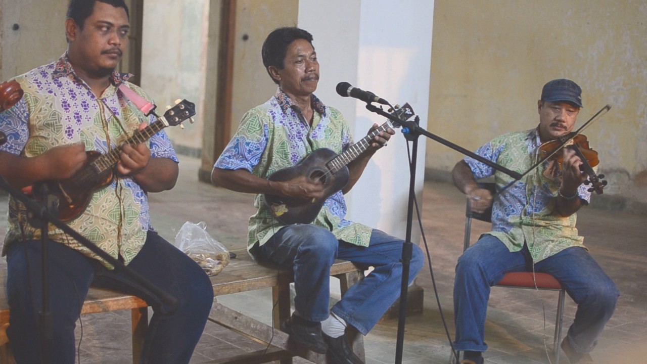 Keroncong Gema Kota Lama Live at gedung eks Monod Huis Kota Lama ...
