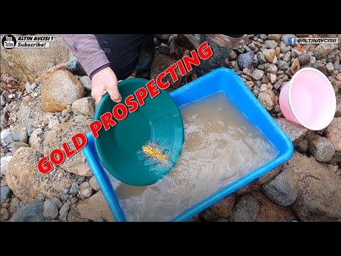 Gold Prospecting in a River Simple and Easy Gold Extraction Method ...