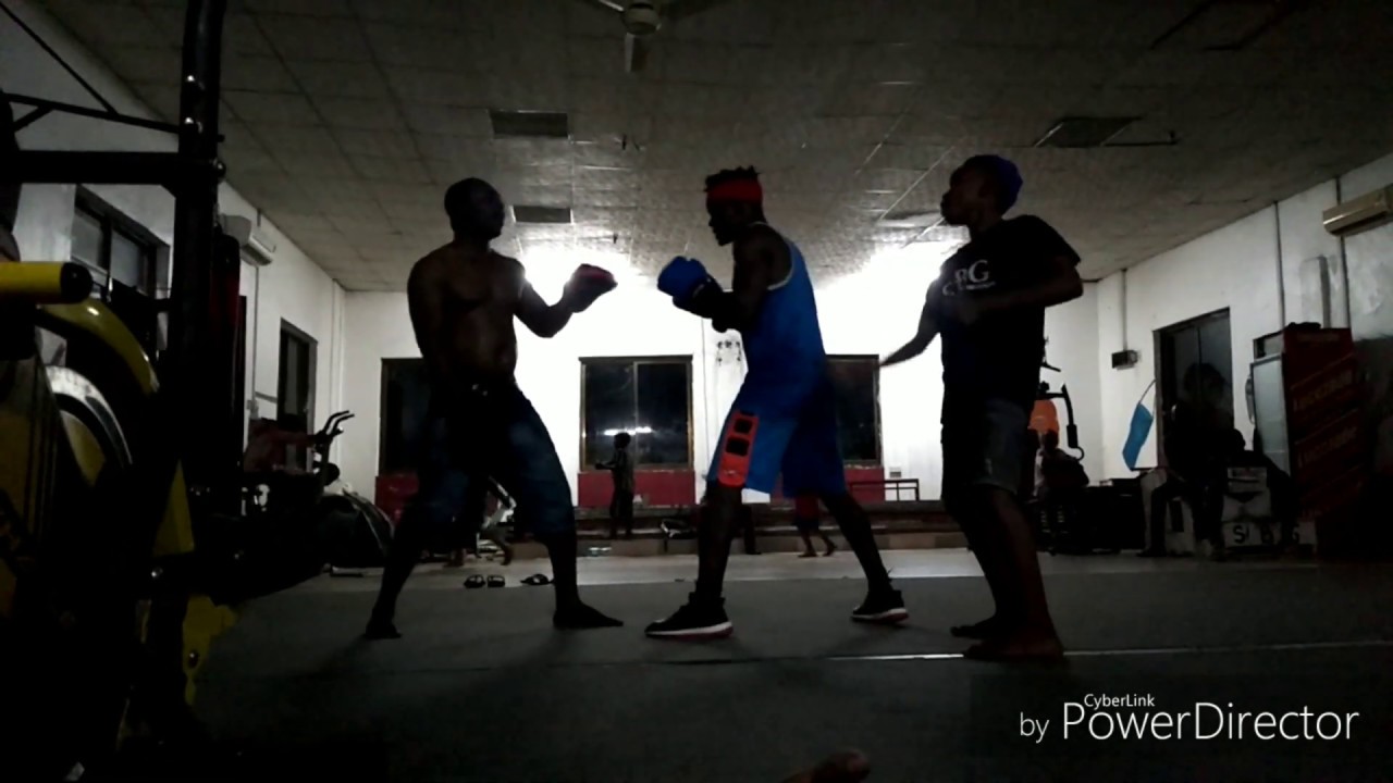 Tanzania boxer mitt drill robot - YouTube