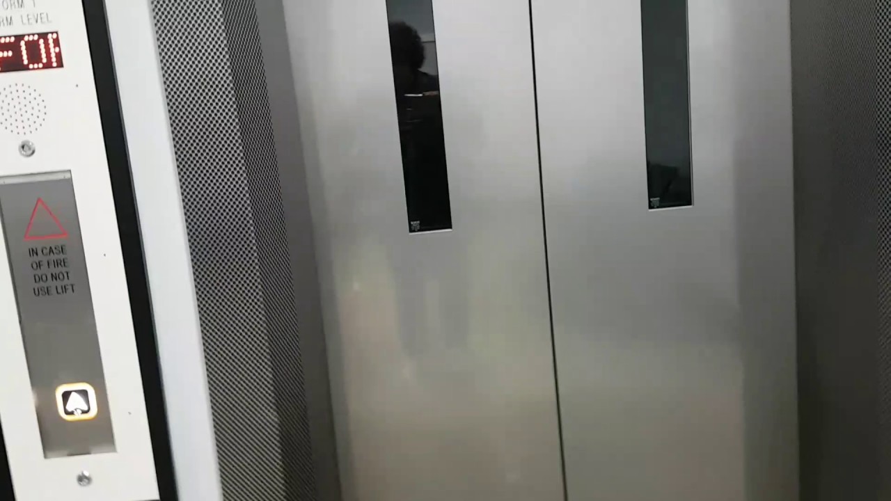 2016 Stannah Lift @ Edinburgh Gateway Platform 1 - YouTube