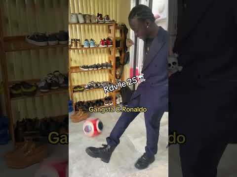 IBA MONTANA EN FRANCE IL FAIT DU FOOTBALL ⚽️  #ibamontana