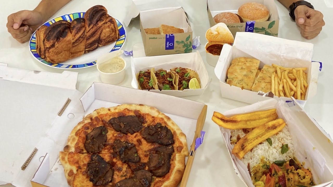 Pandhal Cafe & Deli, Kadavanthra - YouTube