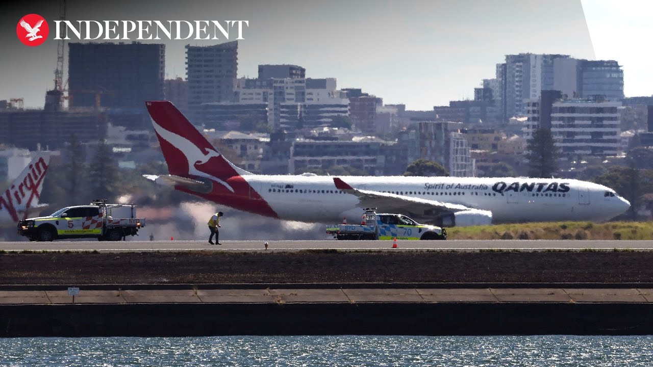 Qantas emergency landing sparks grassfire at Sydney airport after ...