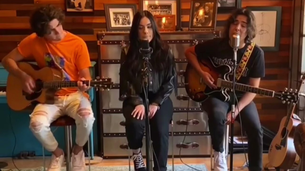 Vázquez Sounds - Volverte a Ver (LIVE) - YouTube