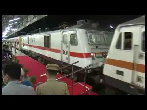 Glimpse of President Special train - YouTube