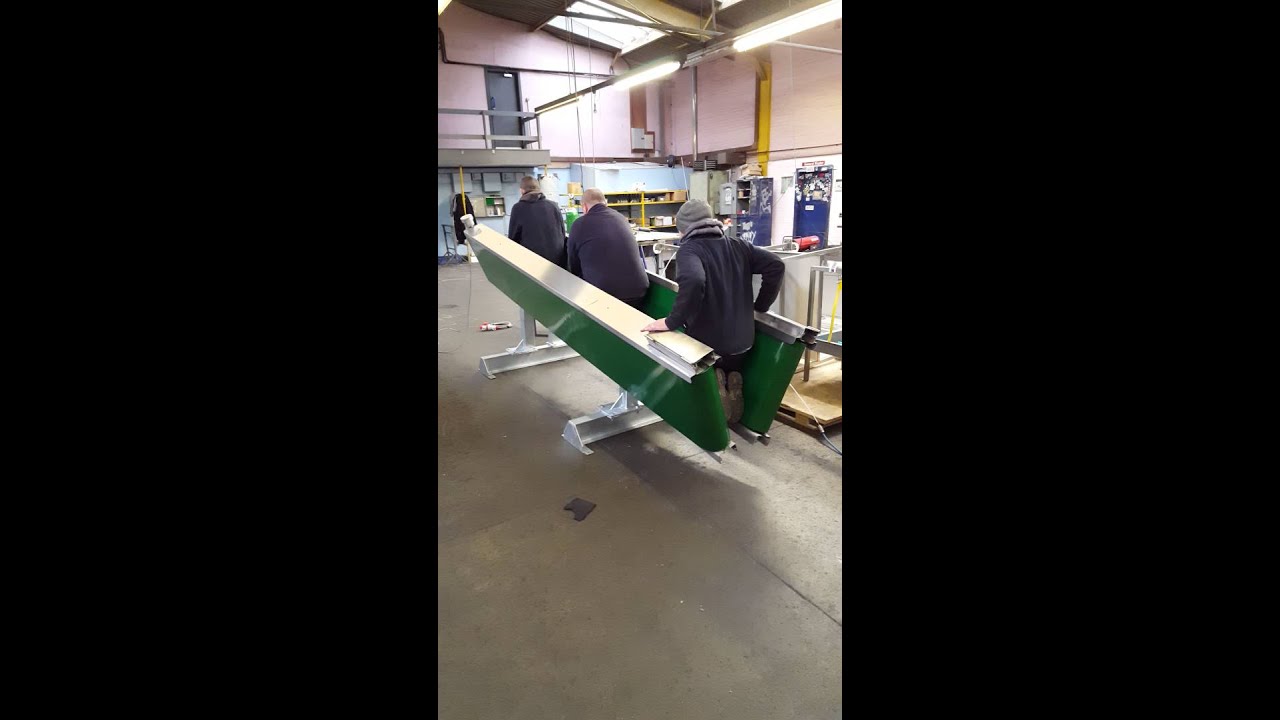 Sheep restrainer - YouTube