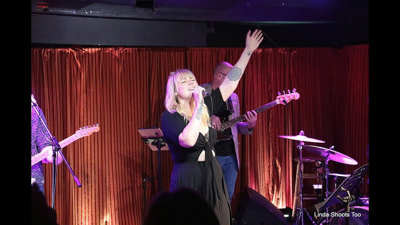Laura Cole - YouTube