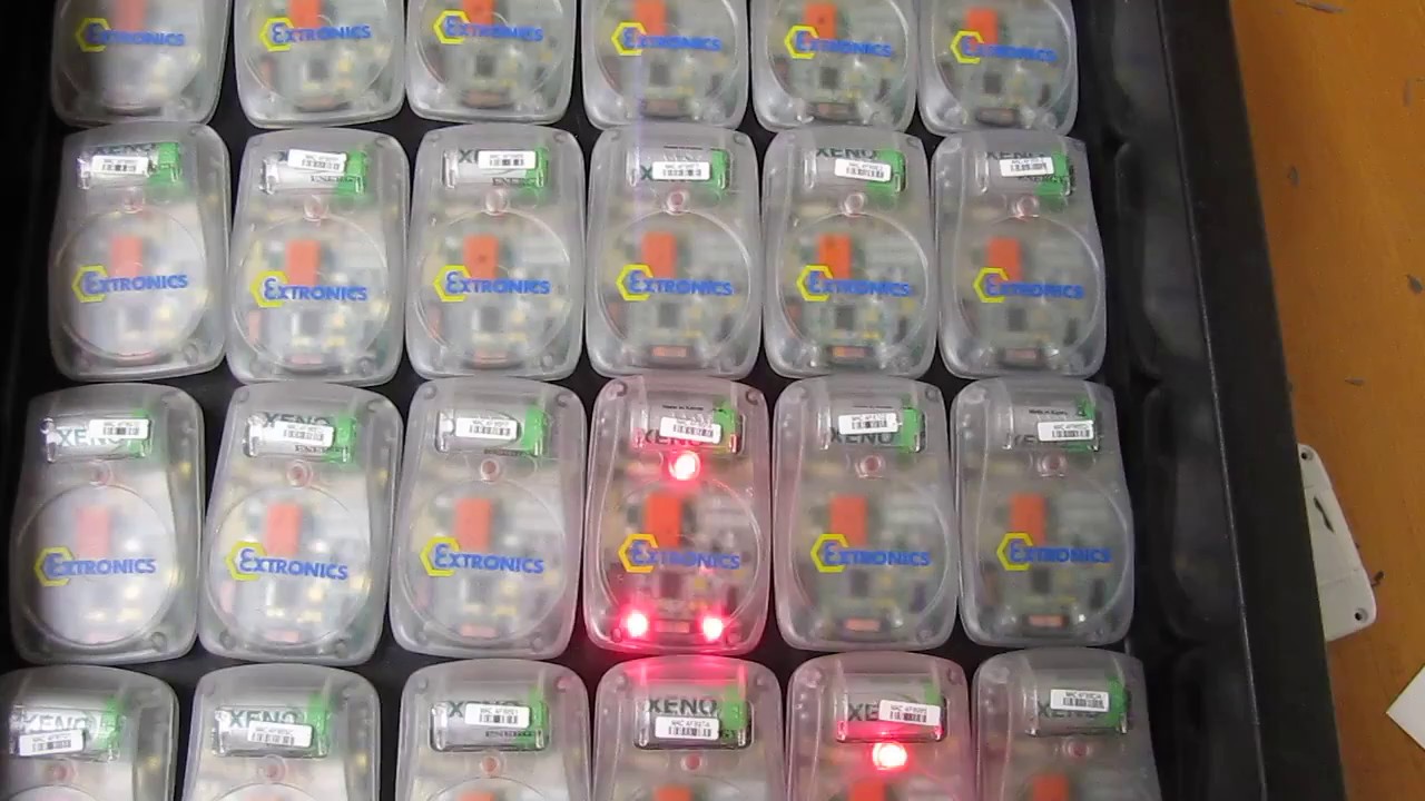 Extronics T2L Multi-LED Tag in action - YouTube