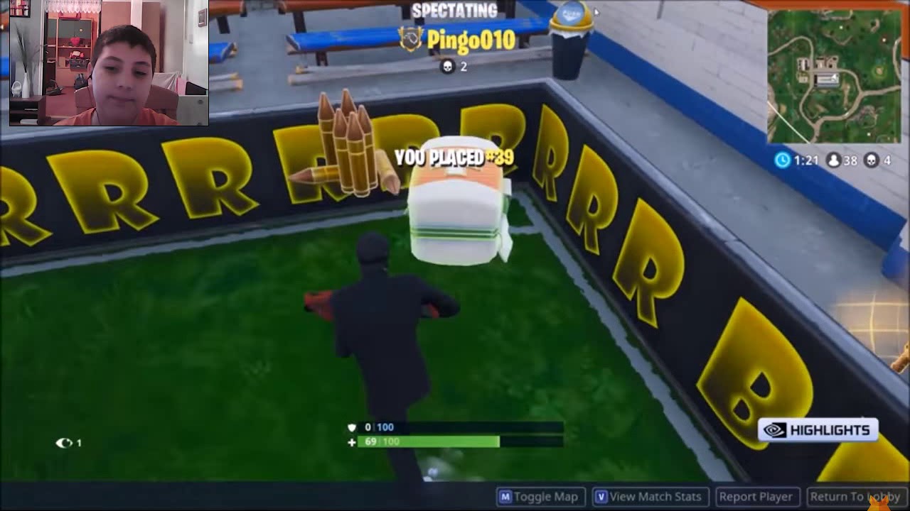 hraju fortnite novy skin - YouTube