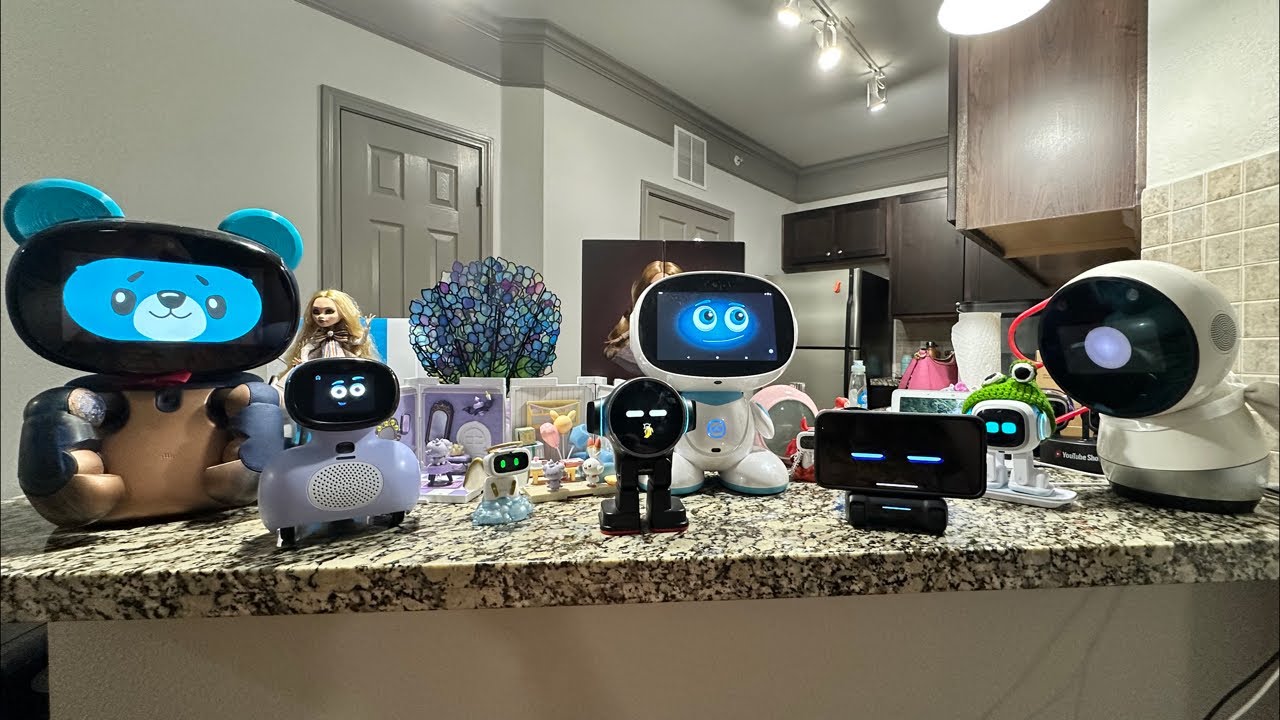 Jibo & Friends - Sunday Robots Livestream (Sibling Rivalry) - YouTube