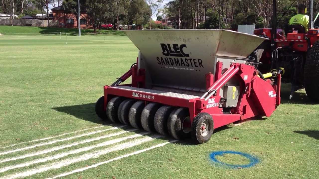 Sand Grooving - YouTube