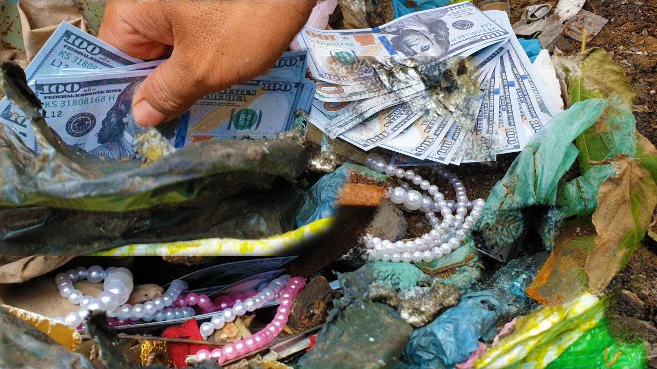 Lucky lucky day! found new thing & old restore, money $$ on the land ...