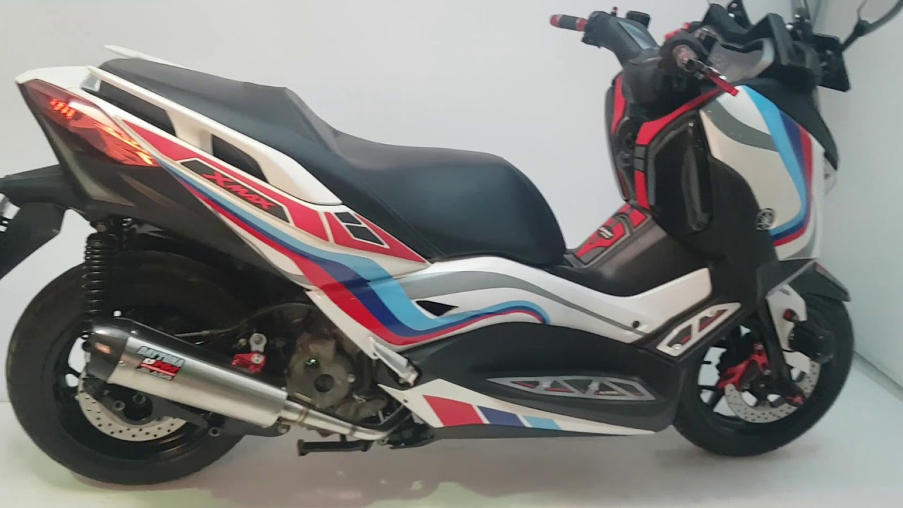 Xmax Racing Exhaust - Daytona GP Taper Slash Big Silencer - YouTube