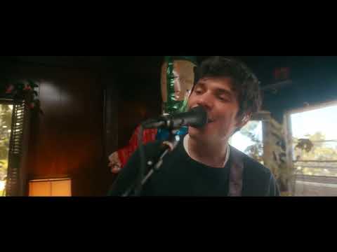 Wallows – Ice Cold Pool (Fender Sessions)
