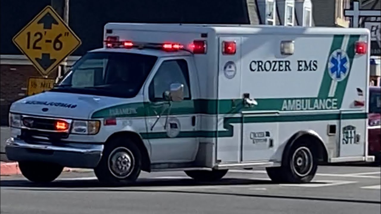 Crozer Health EMS MICU 131 Responding 12-10-22 - YouTube