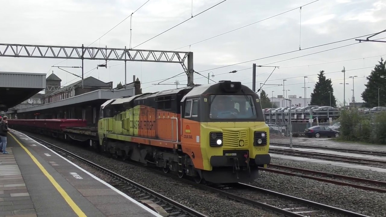 Freight Class 70 Passing Through Nuneaton (24/10/19) - YouTube