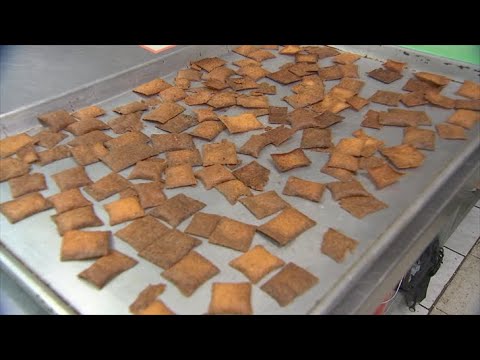 VIDEO: Phoenix teen creates small business