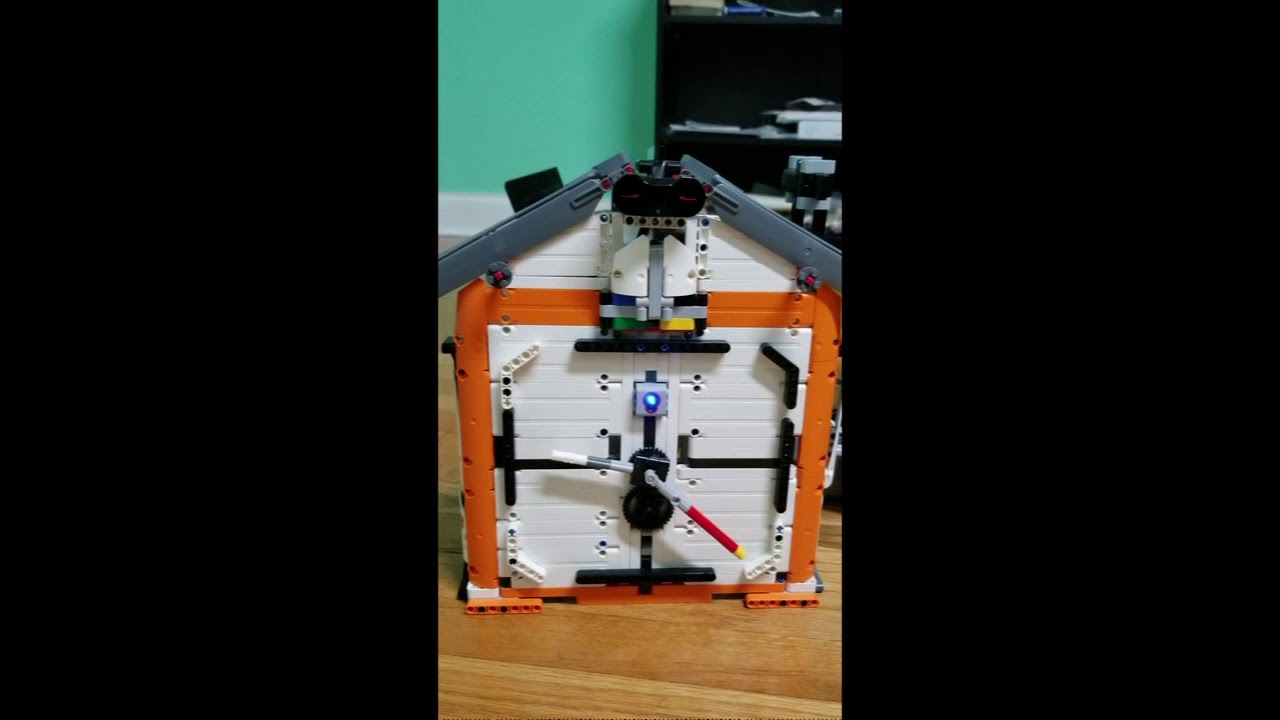 Tristan's ev3 Cuckoo Clock - YouTube