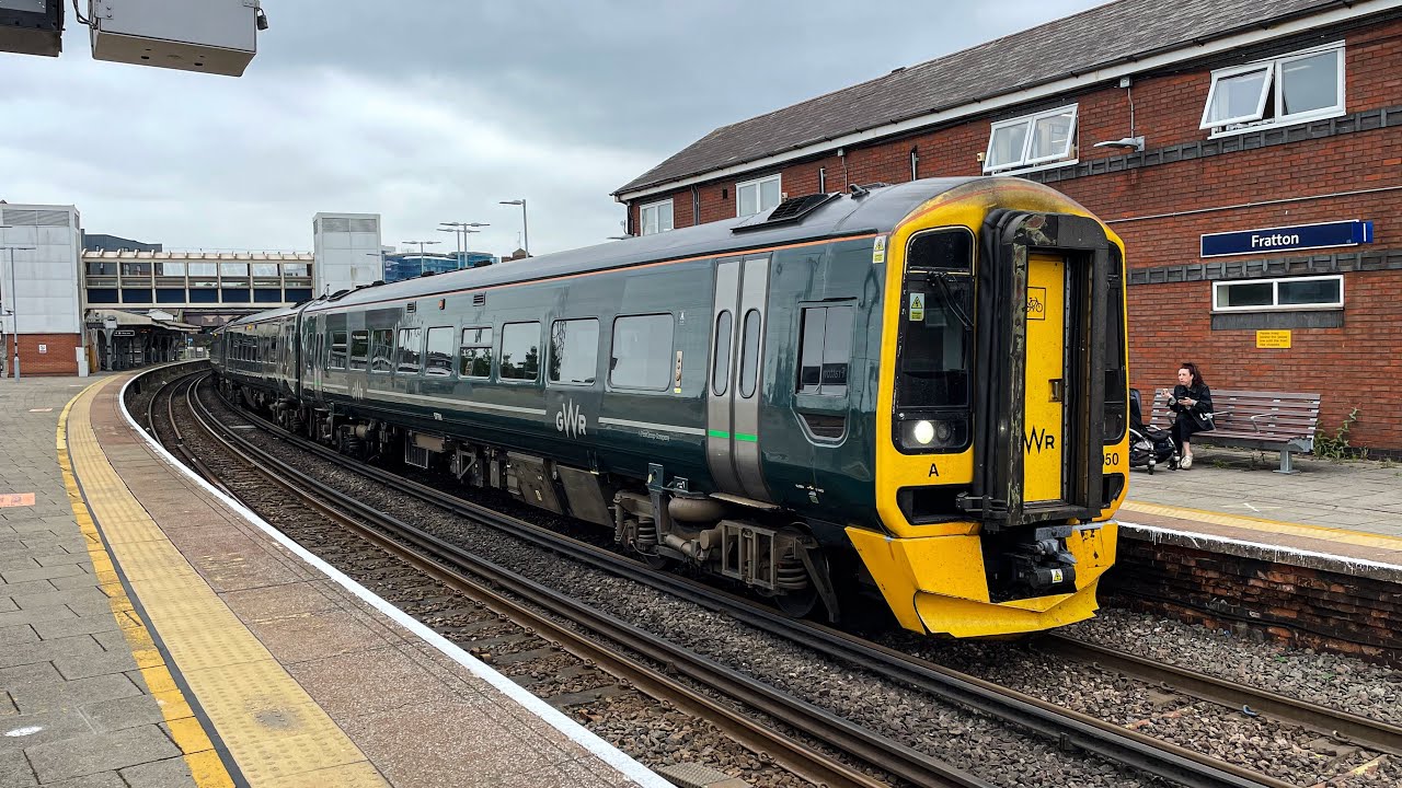 GWR Class 158s departing Fratton 05/06/2022 - YouTube