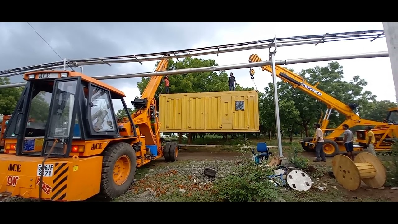 20Ton DG Unloading two crane 14 ton - YouTube