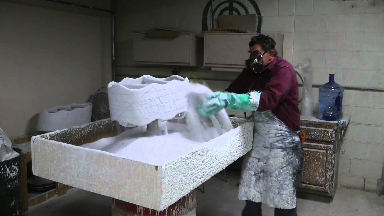 Michael Nolte Dips Shell at Vanguard Sculpture Services.mp4 - YouTube