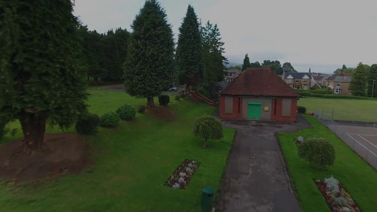dji phantom 4 panteg park fishponds , pontypool drone - YouTube