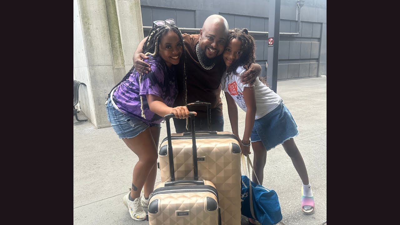When Justin drops Jackie and Rhilee off at the airport! Justin Jackson ...
