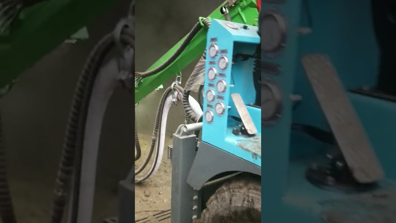 Automatic robot arm wet concrete shotcrete mechine - YouTube