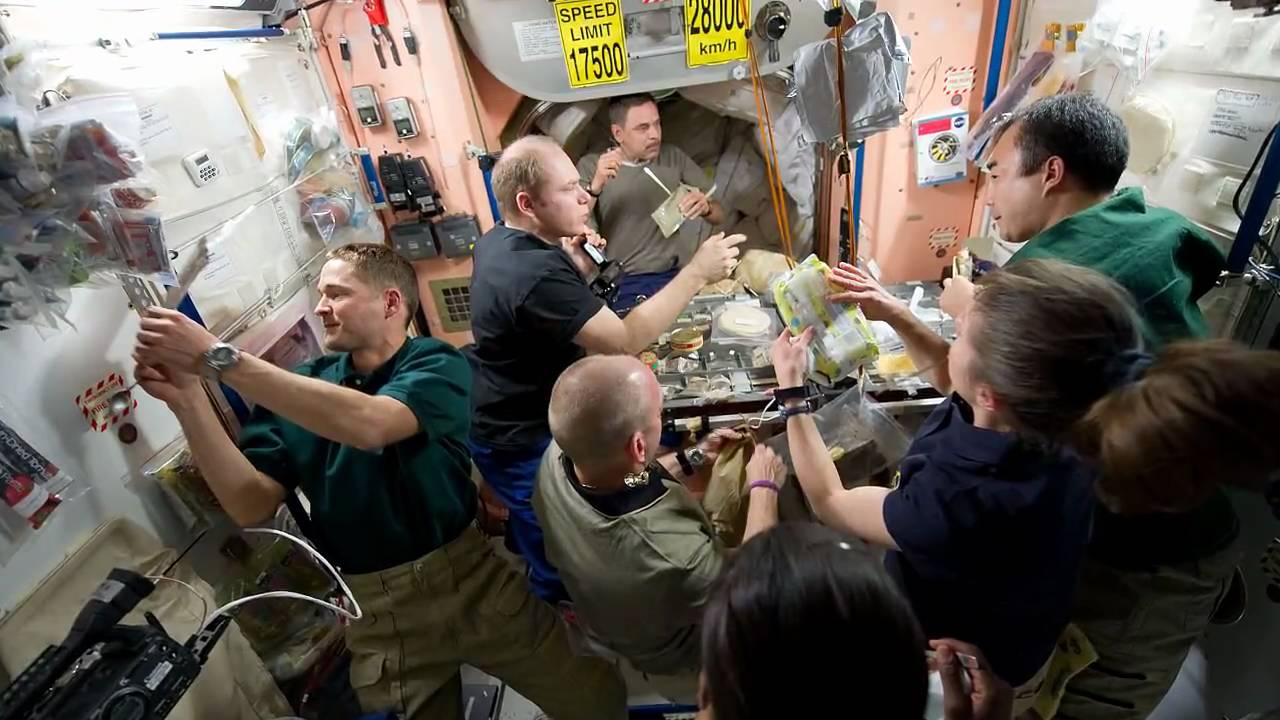 STS-131 Mission Video Highlights - YouTube