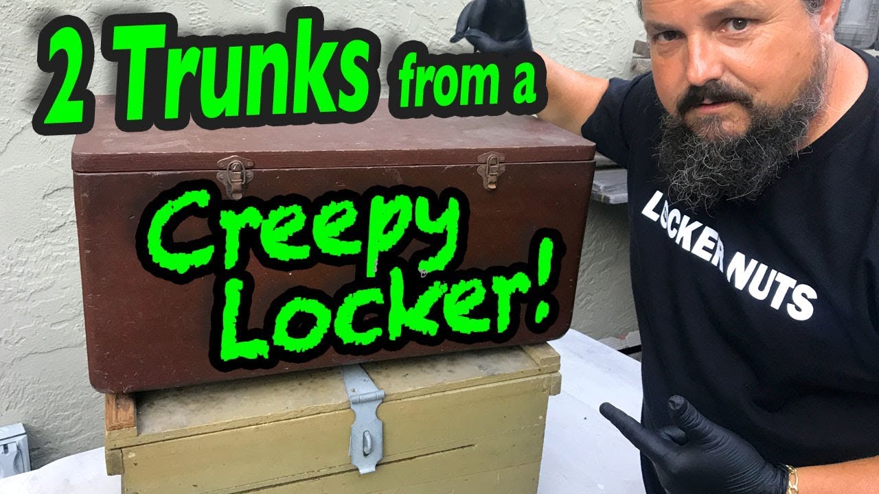 CREEPY LOCKER filled with SPOOKY DOLLS that I bought at the abandoned ...