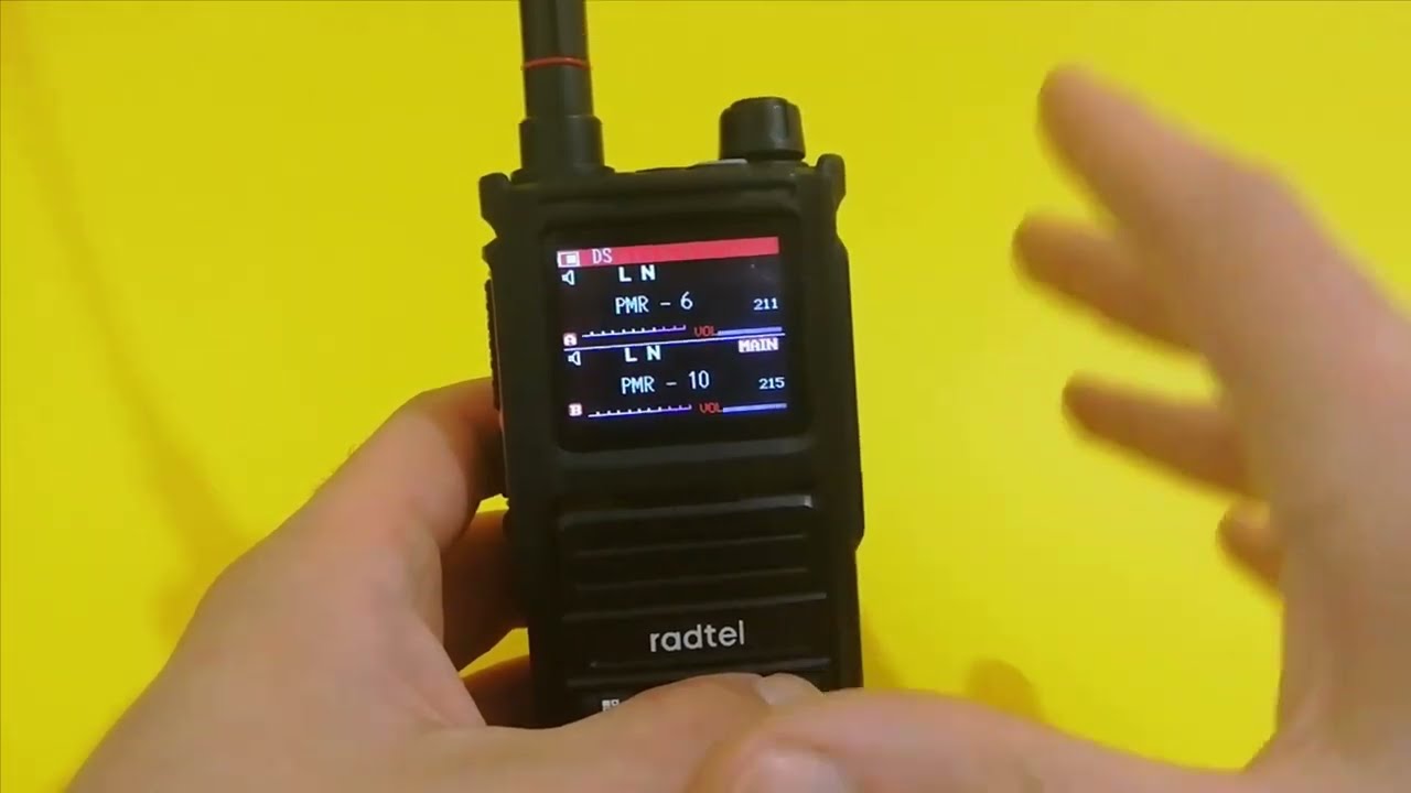 Radtel RT-470X - Firmware and Hardware Version Detection - YouTube
