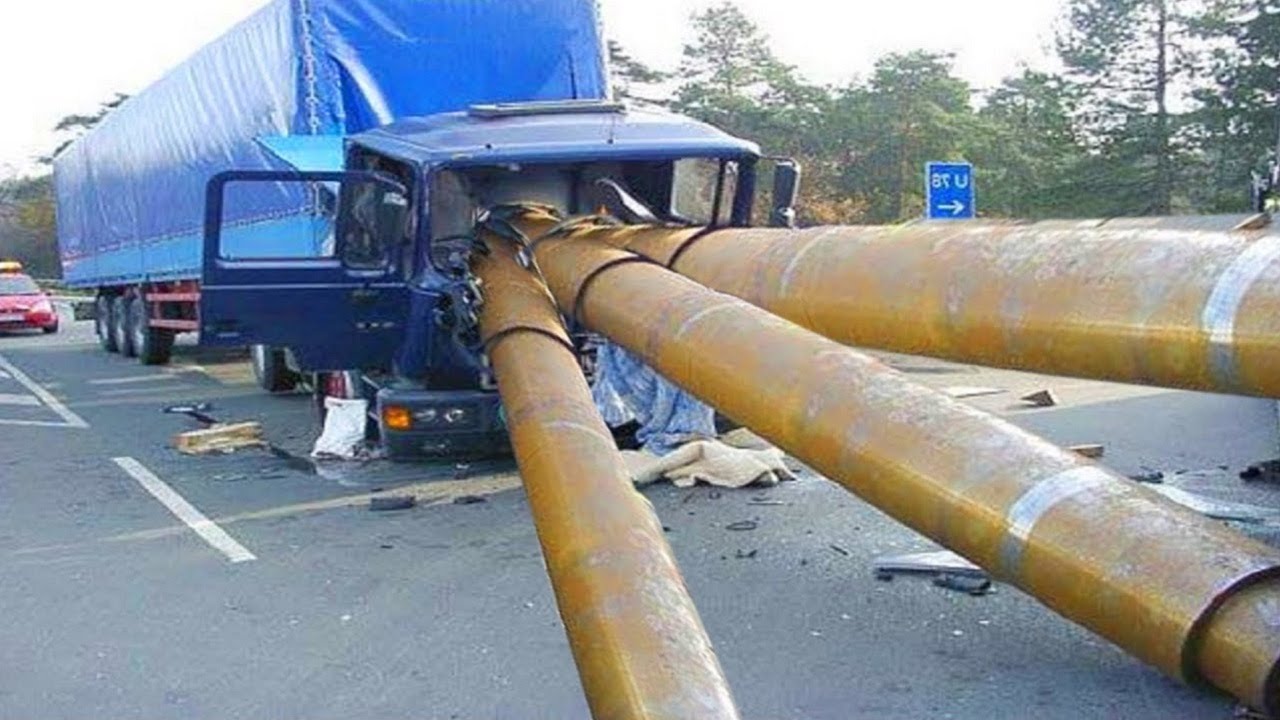 Dangerous Fastest Heavy Crazy Truck Fails & Skills, Extreme Truck Fail ...