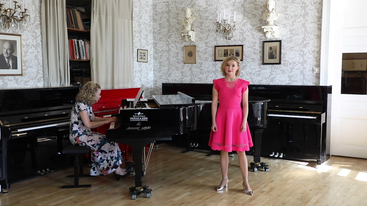 Elisabeth Stemberg (coloratura soprano) - YouTube