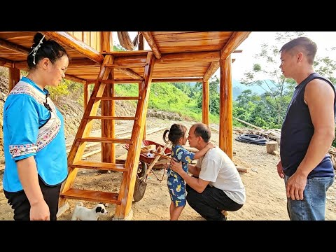 The Village Chief Helped Havy Find the Homeless Girl's Father – An Emotional Reunion