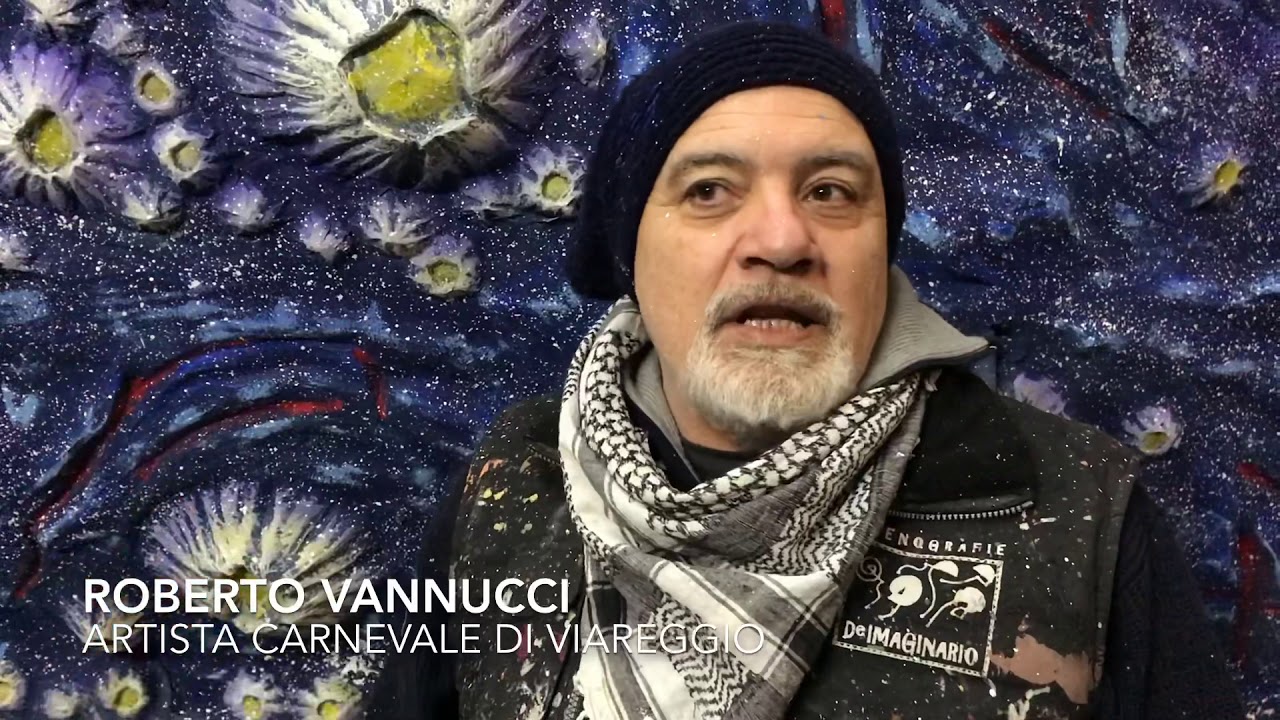 Carnevale 2019 lavori al carro di Roberto Vannucci - YouTube