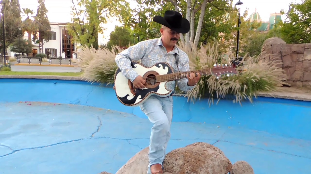 Chubi Dubi Du - incomparables de chihuahua - YouTube