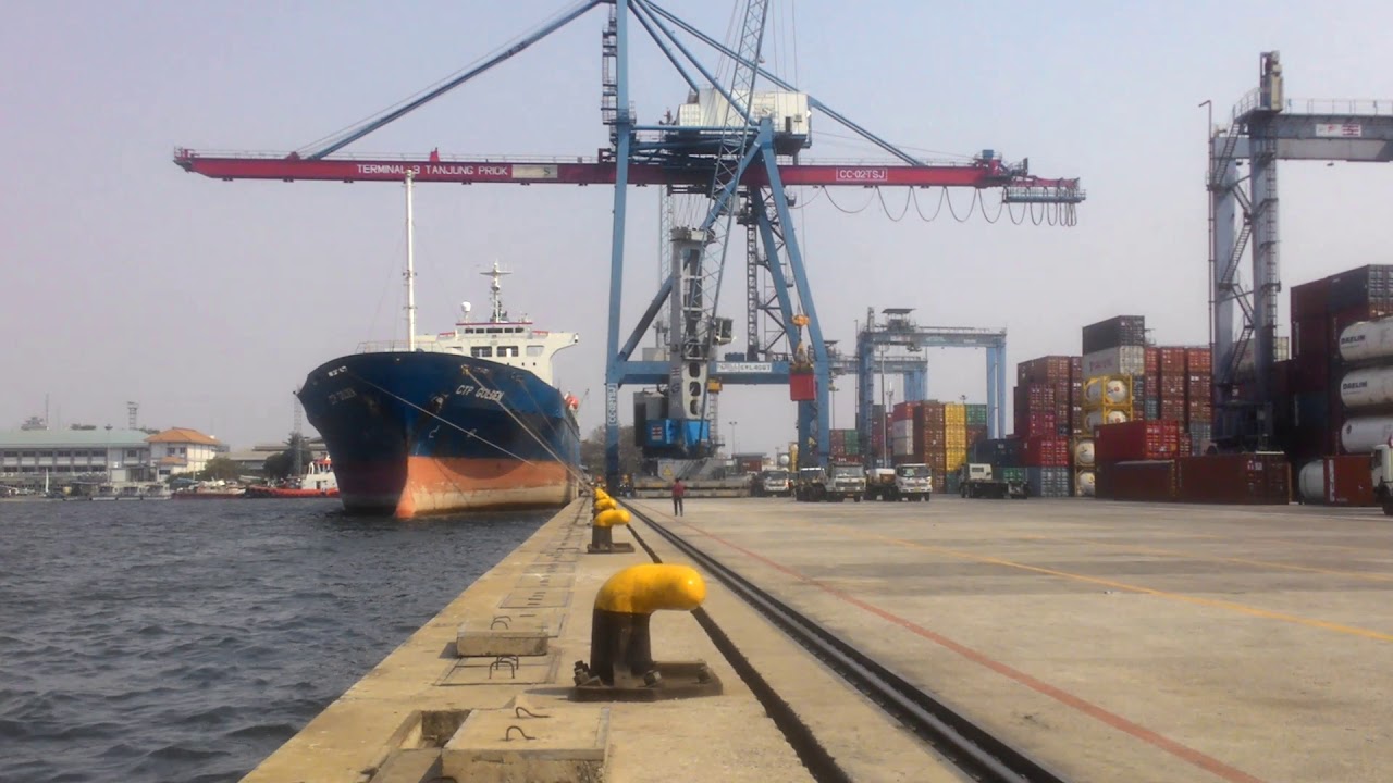 Port of Tanjung Priok - YouTube
