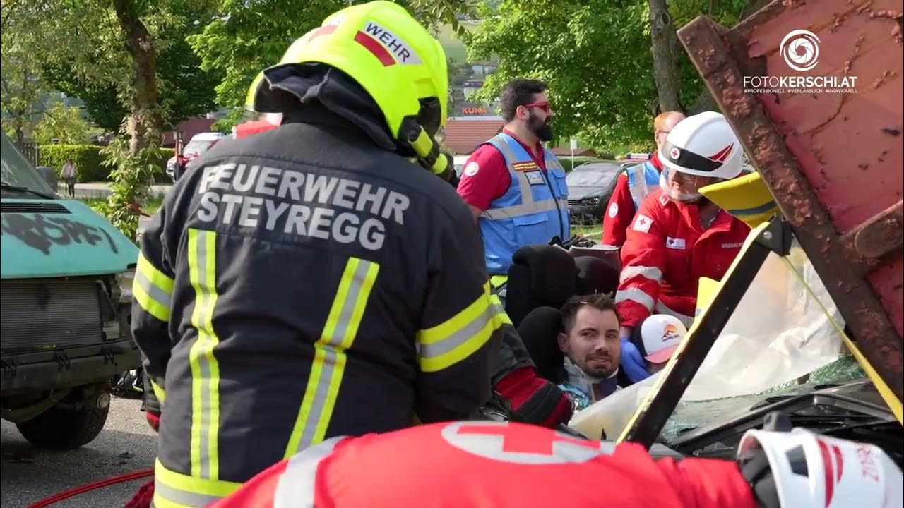 Großübung Einsatzkräfte proben den Ernstfall - YouTube