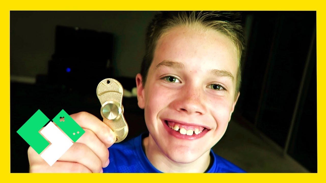 BRYCE'S NEW FIDGET SPINNER (Day 1864) | Clintus.tv - YouTube